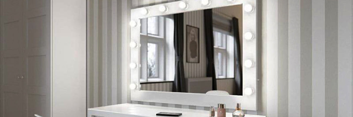 5 Reasons to Use LED Lights on a Light-Up Mirror - hollywood mirrors