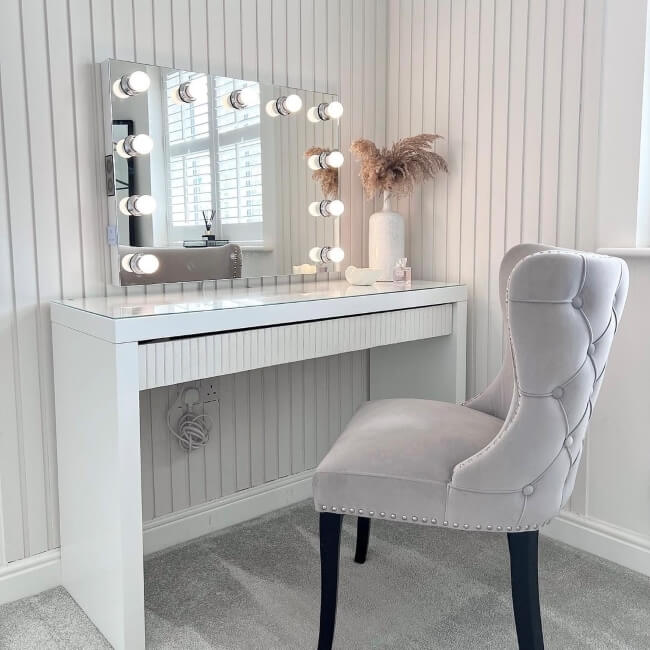 Whitney Houston Hollywood Mirror with Bluetooth Speaker - hollywood mirrors